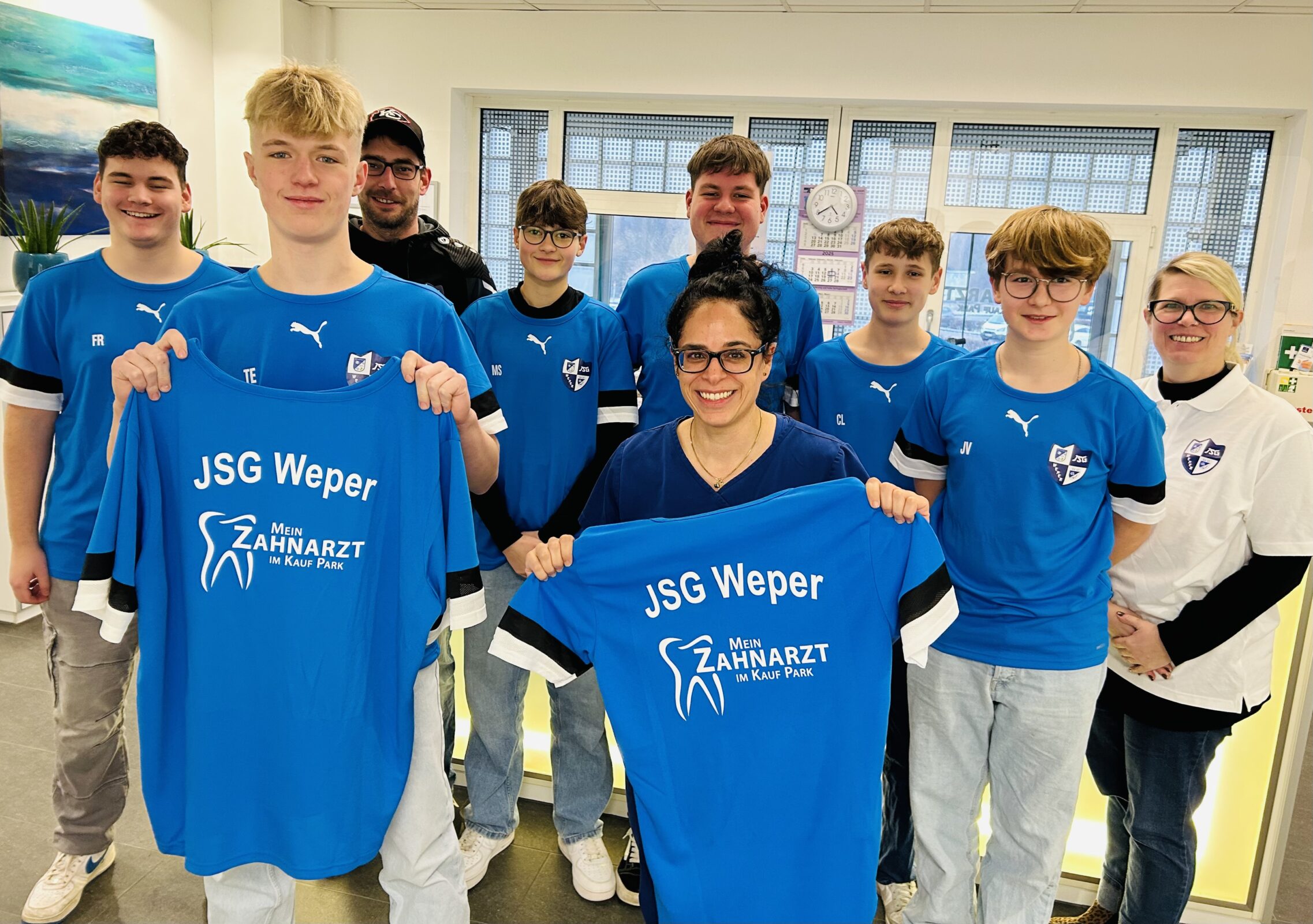 Neue Shirts für die JSG Weper U17 - Sportnews Northeim-Einbeck